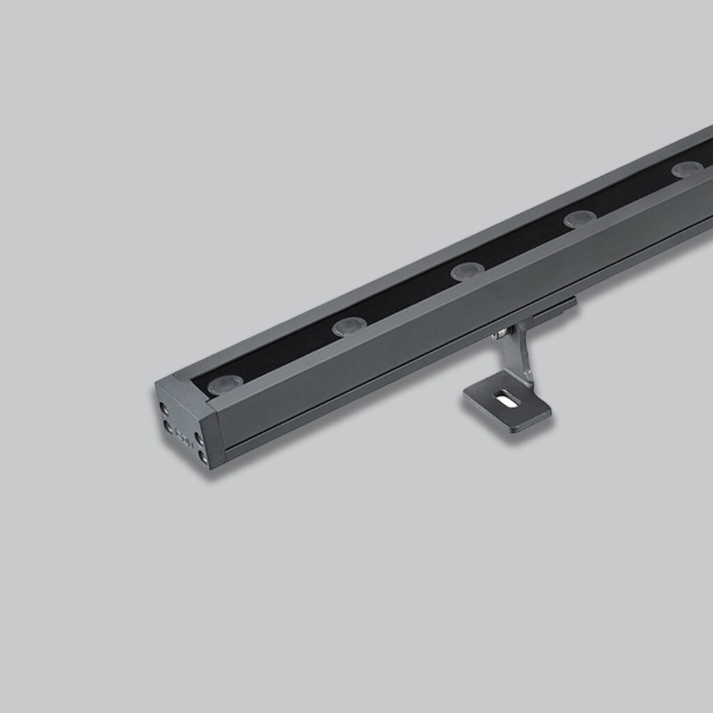 LS-LR-04 Top-Mounted Wall Washer – Premier