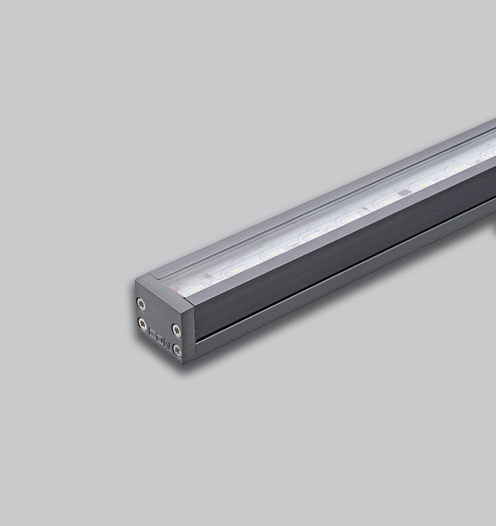 LS-LR-05Top- Mounted Wall Washer – Premier